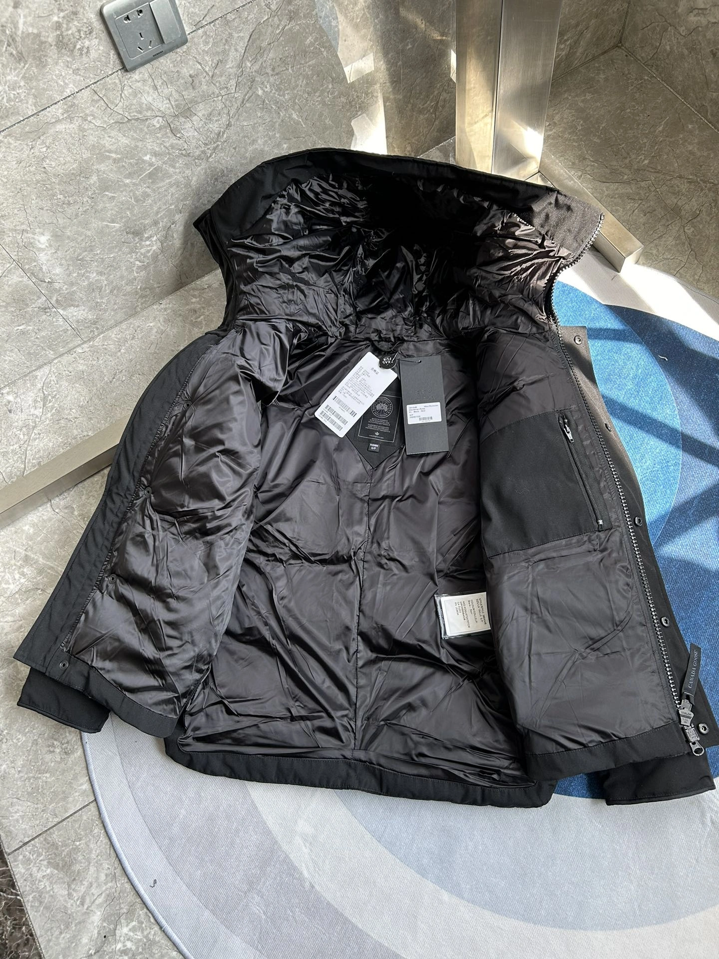Discounted Canada Goose Down Jackets