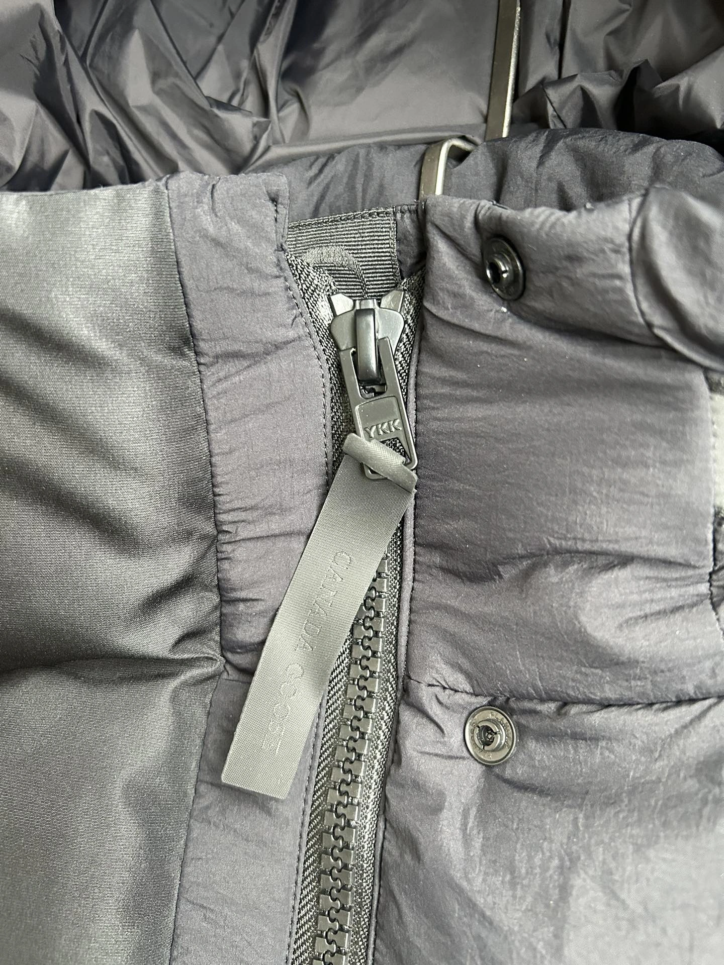 Brand-authenticated Canada Goose Down Jackets