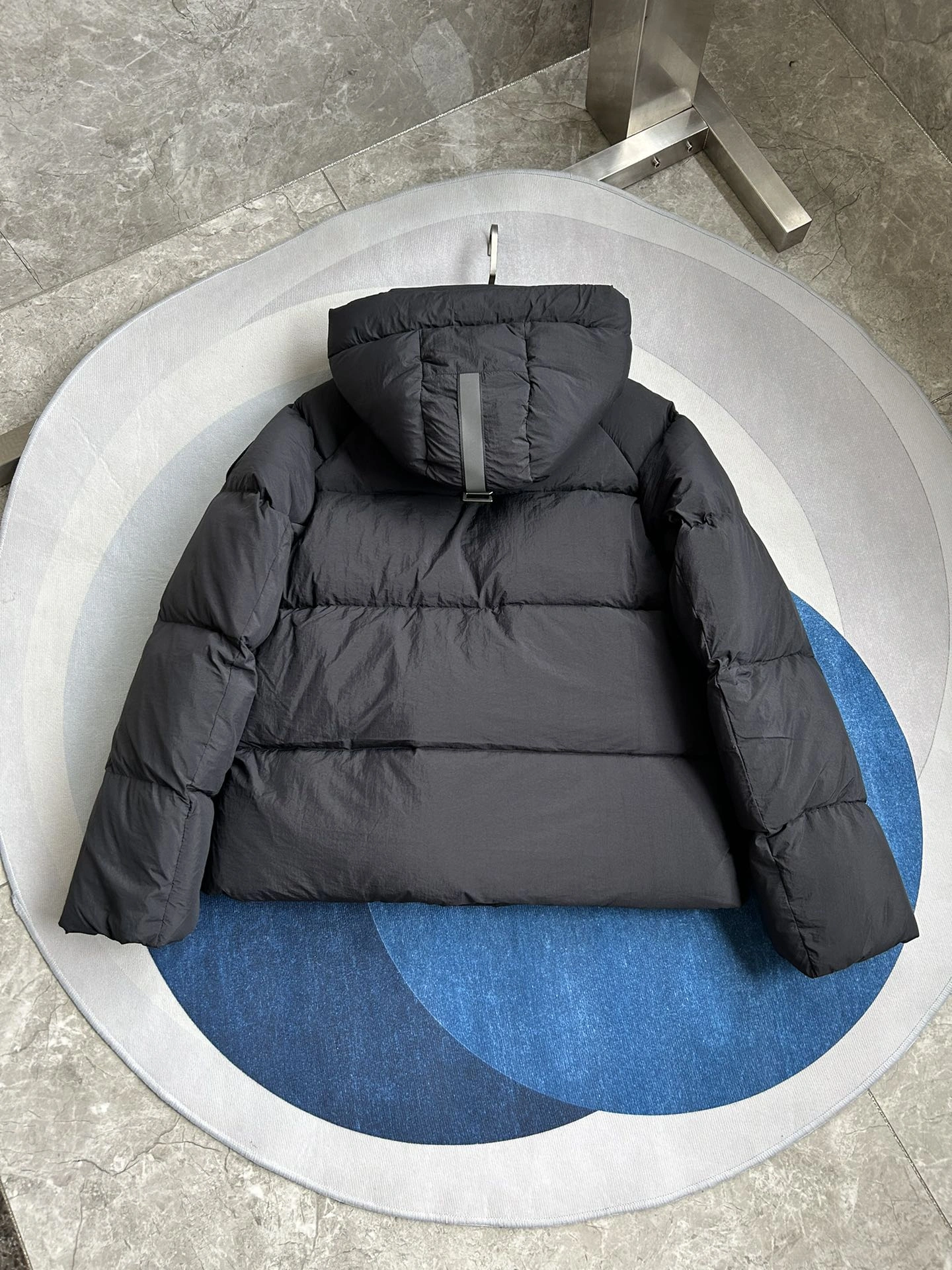 Brand-authenticated Canada Goose Down Jackets