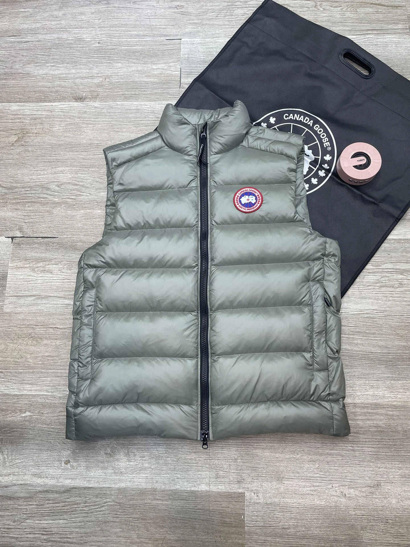 Exact replica Canada Goose Down Jackets