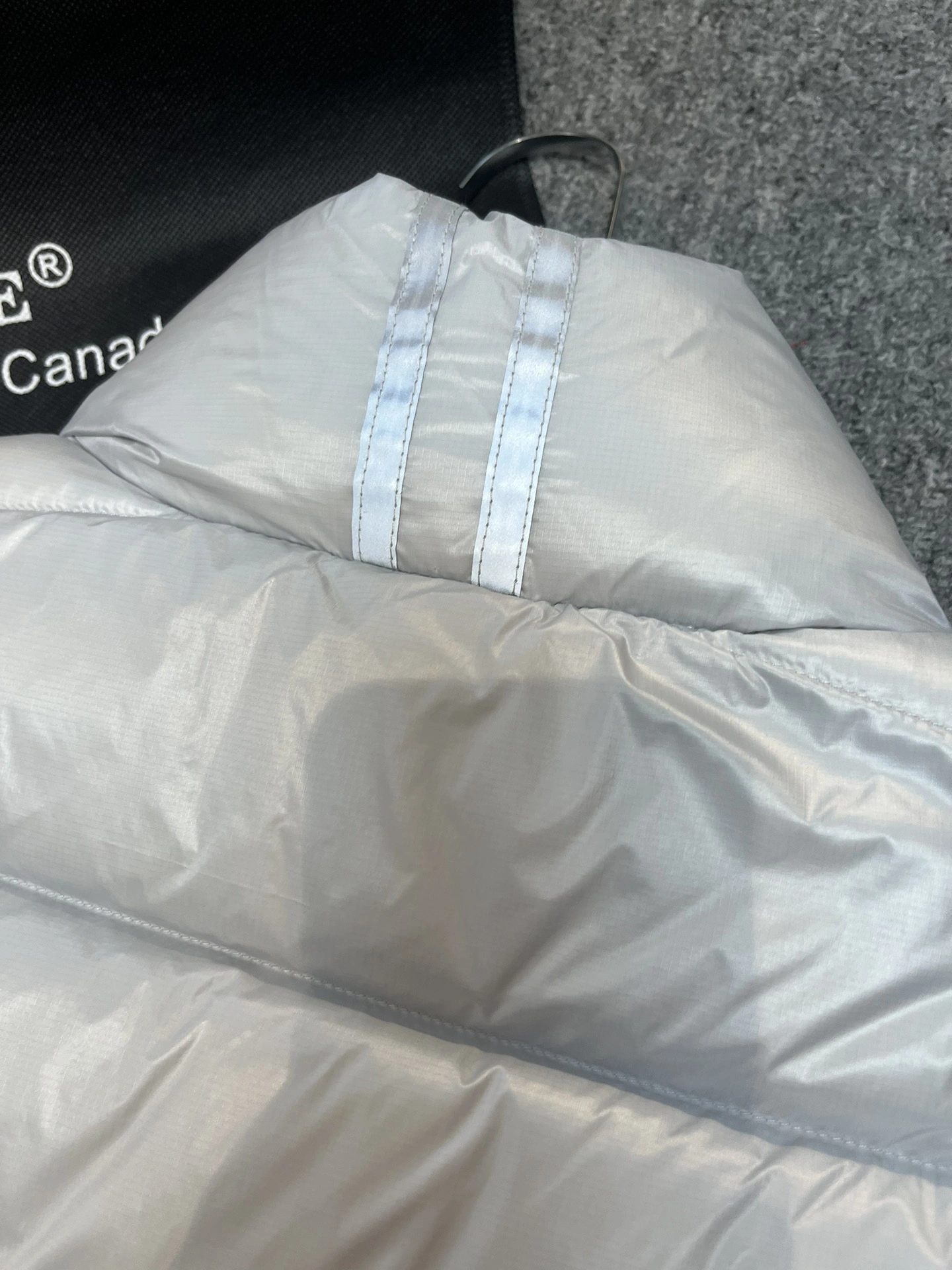Brand-authenticated Canada Goose Down Jackets