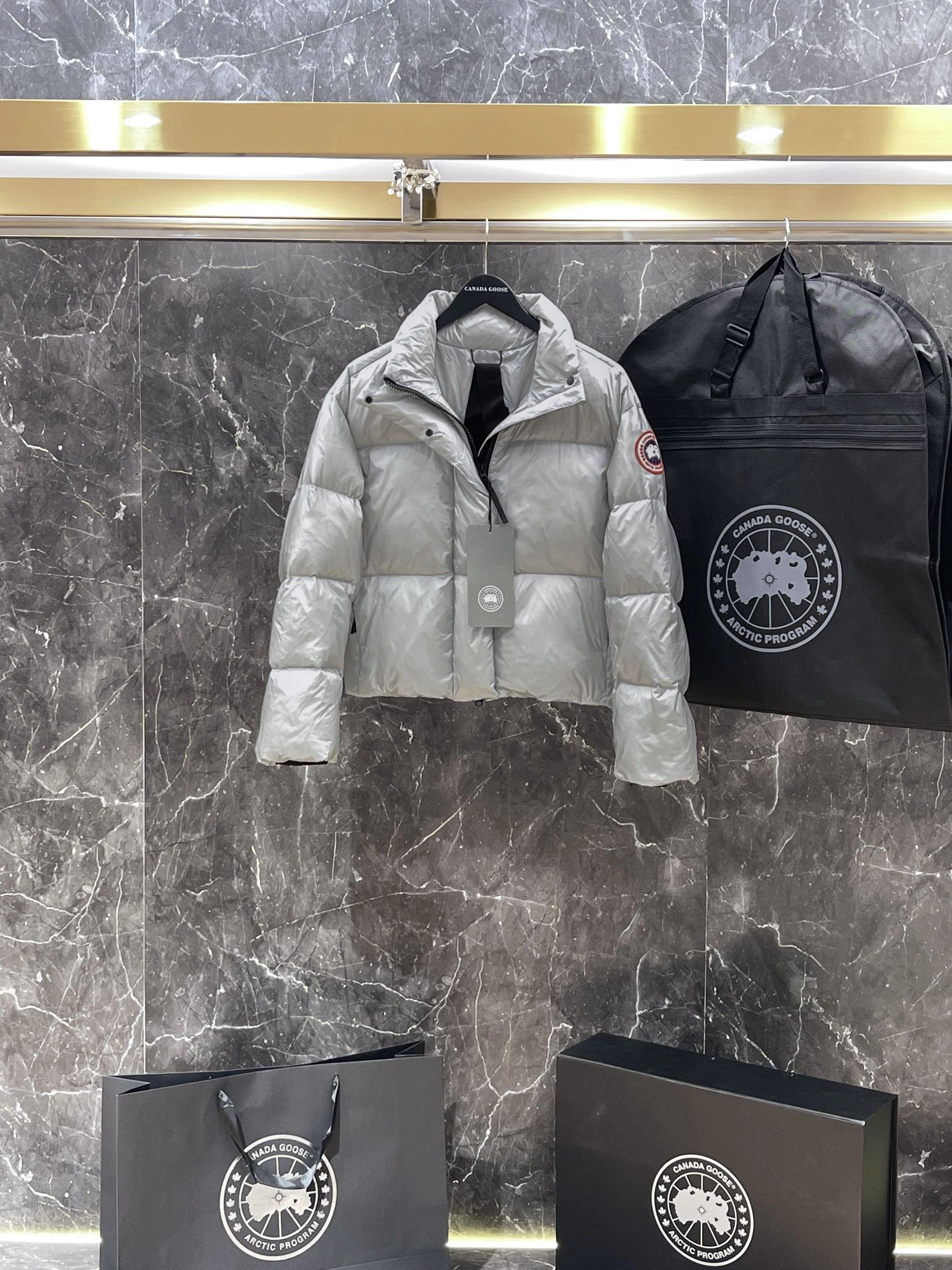 Discounted Canada Goose Down Jackets
