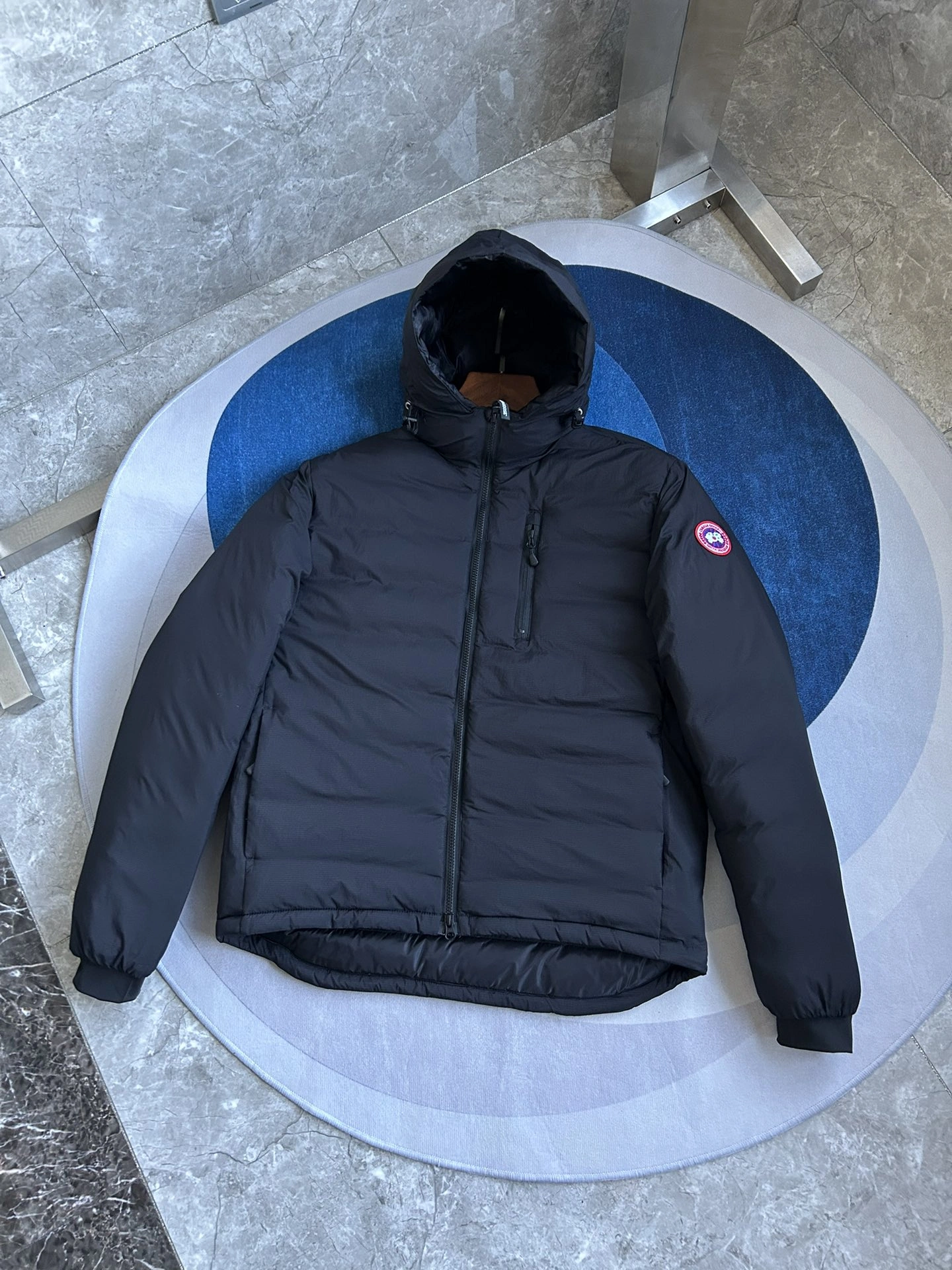 Brand-authenticated Canada Goose Down Jackets