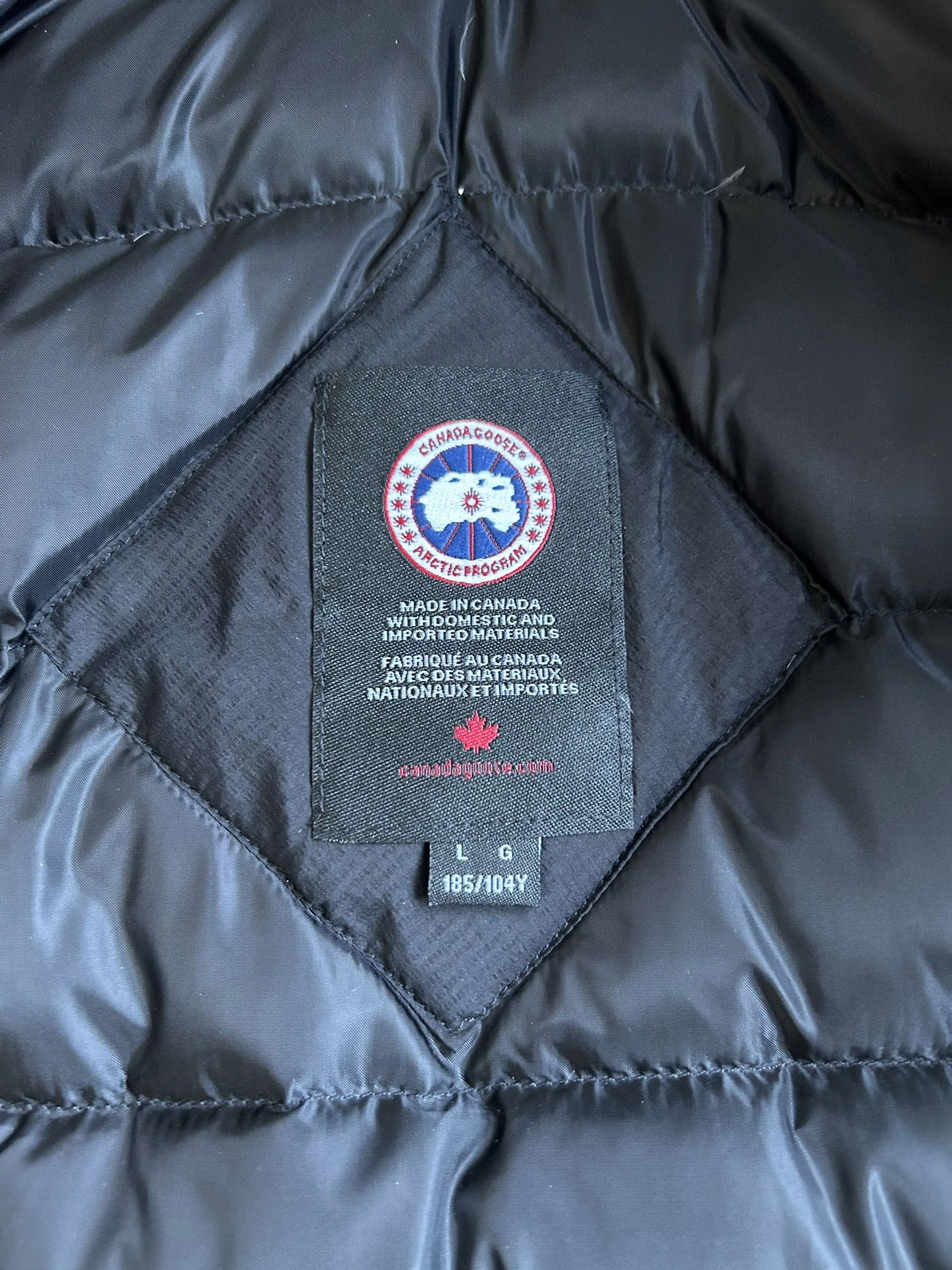 Brand-authenticated Canada Goose Down Jackets