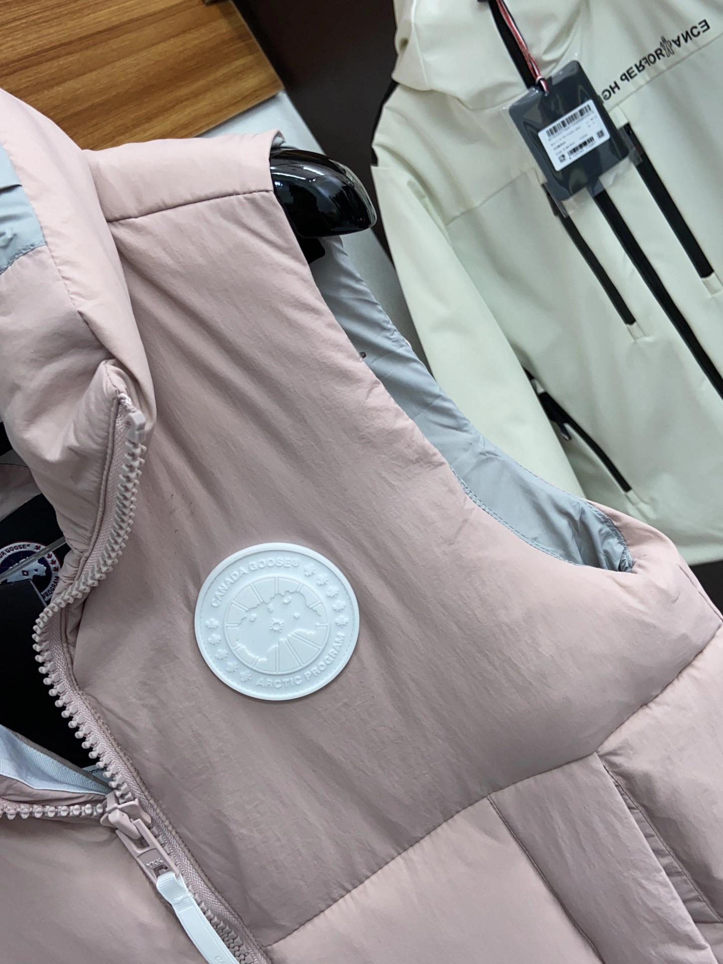 Low-cost Canada Goose Down Jackets