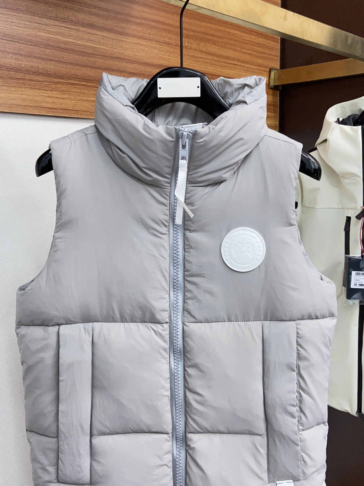 Inexpensive Canada Goose Down Jackets