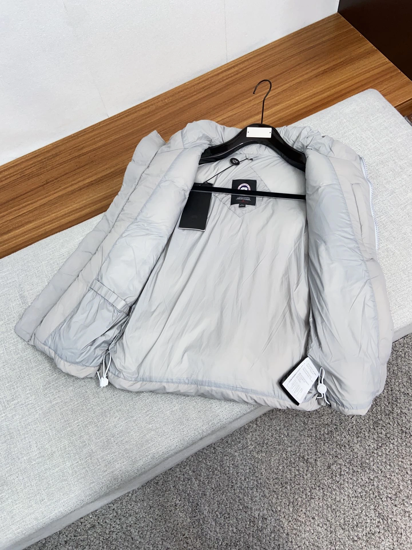 Inexpensive Canada Goose Down Jackets