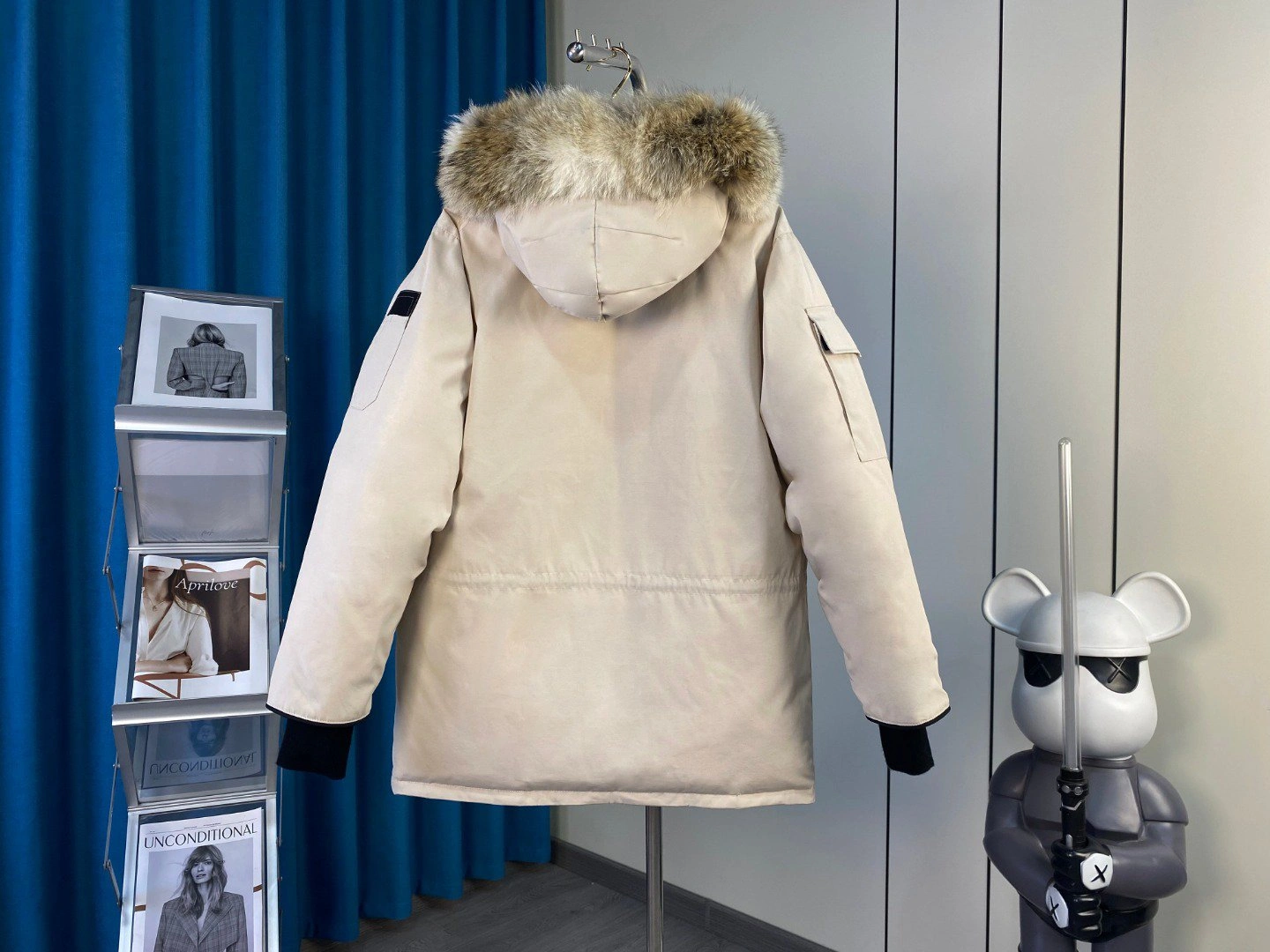 Indistinguishable Canada Goose Down Jackets