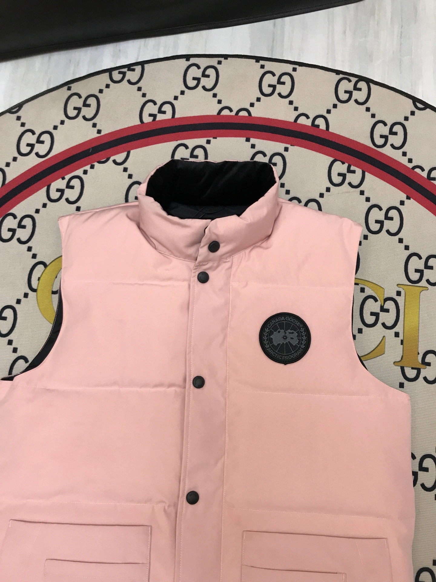 Brand-authenticated Canada Goose Down Jackets
