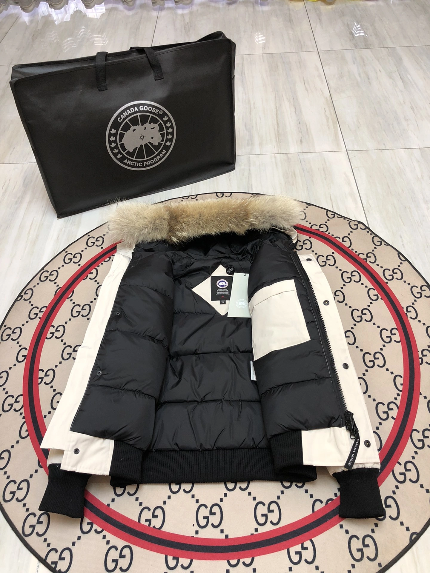 Exact replica Canada Goose Down Jackets