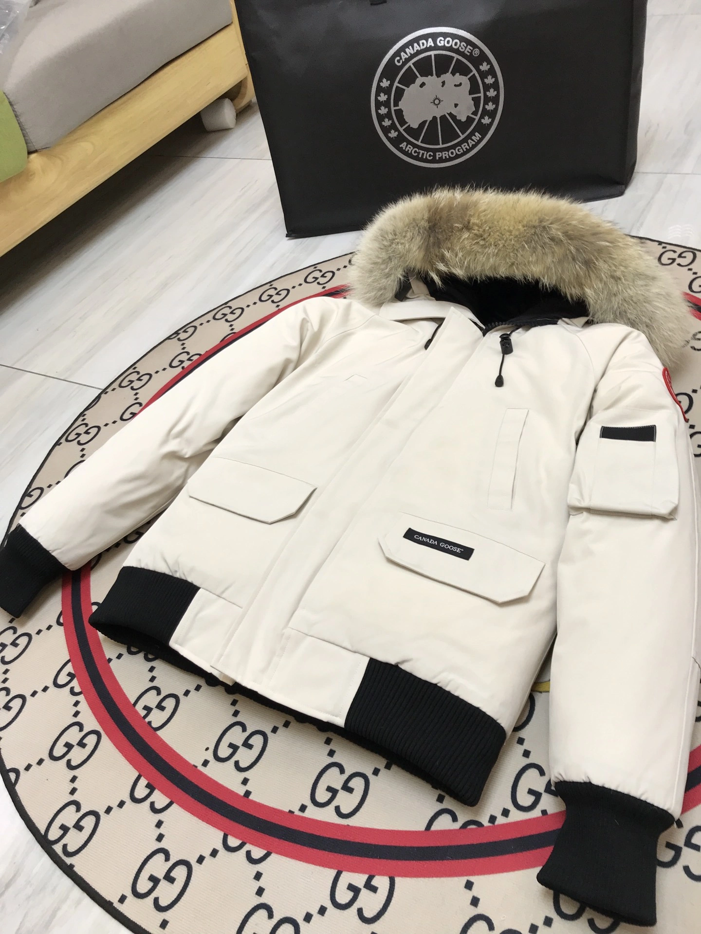 Exact replica Canada Goose Down Jackets