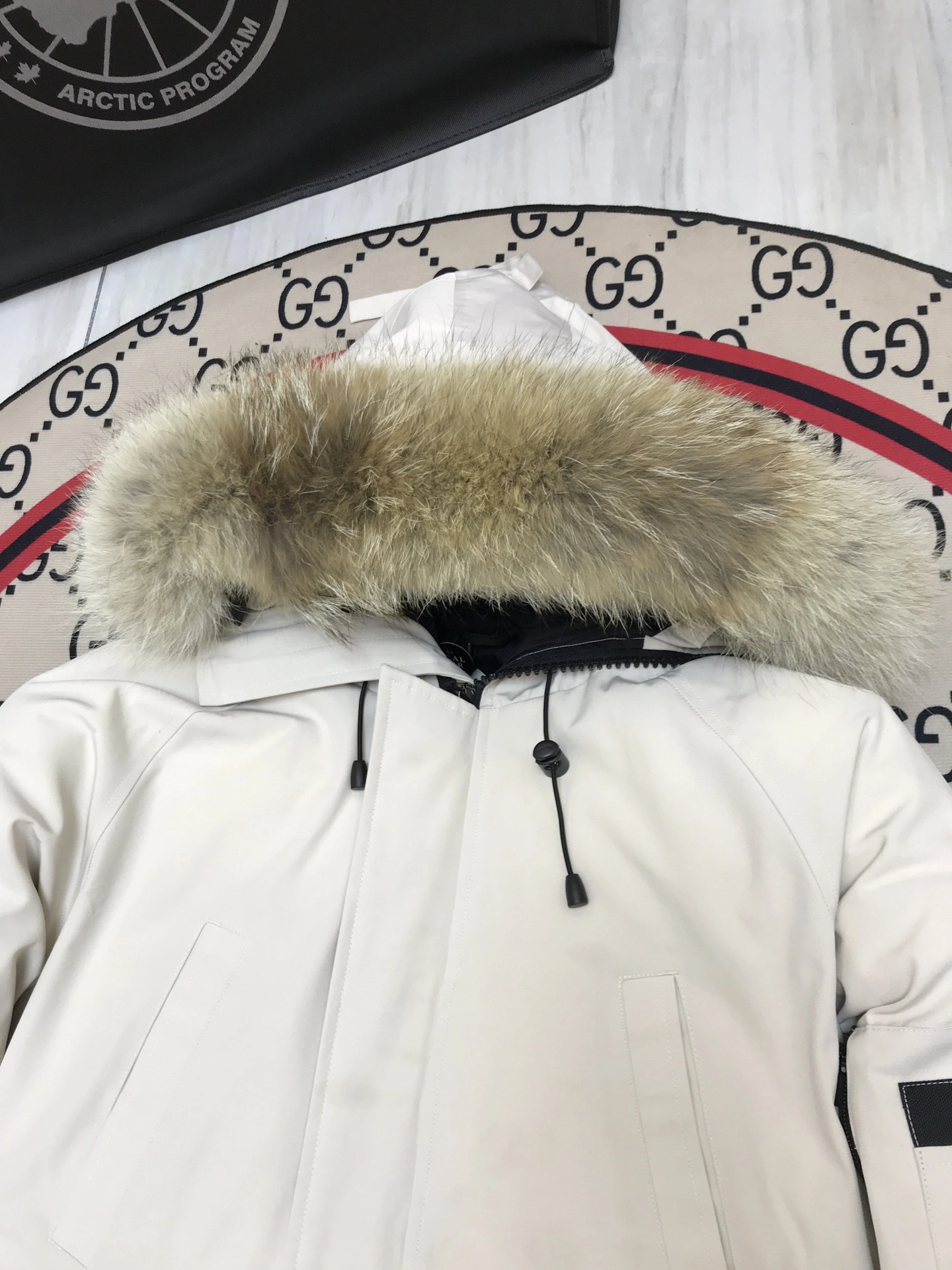Exact replica Canada Goose Down Jackets