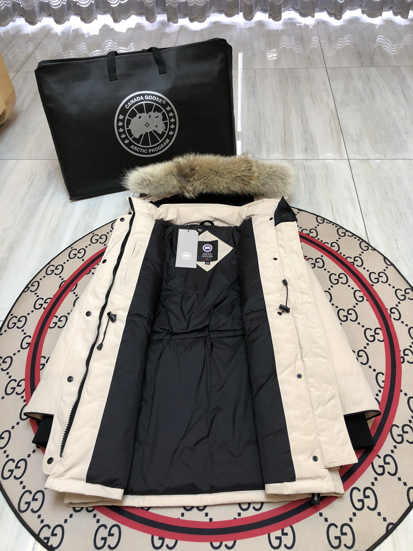 Reasonably priced Canada Goose Down Jackets