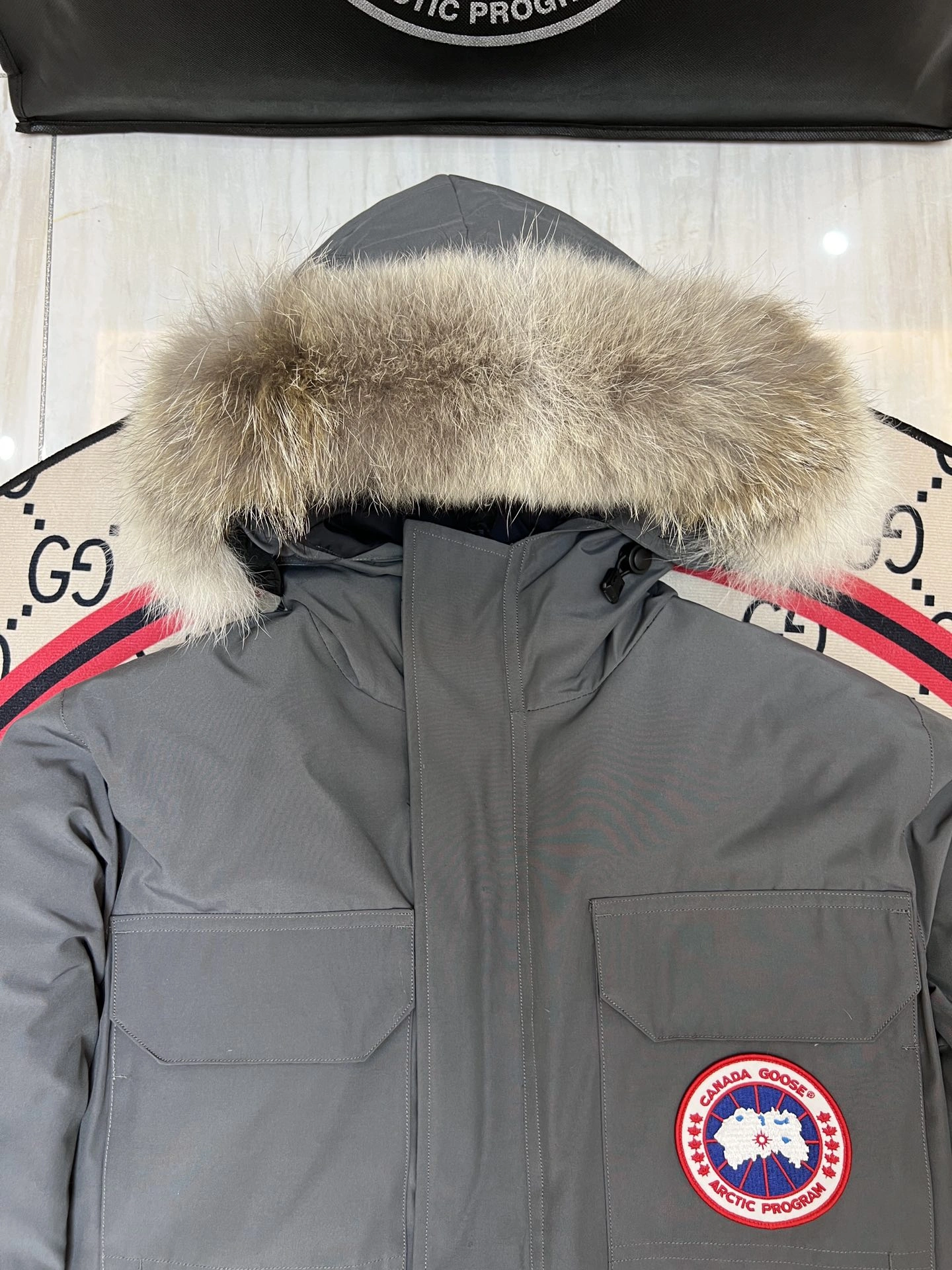 Indistinguishable Canada Goose Down Jackets
