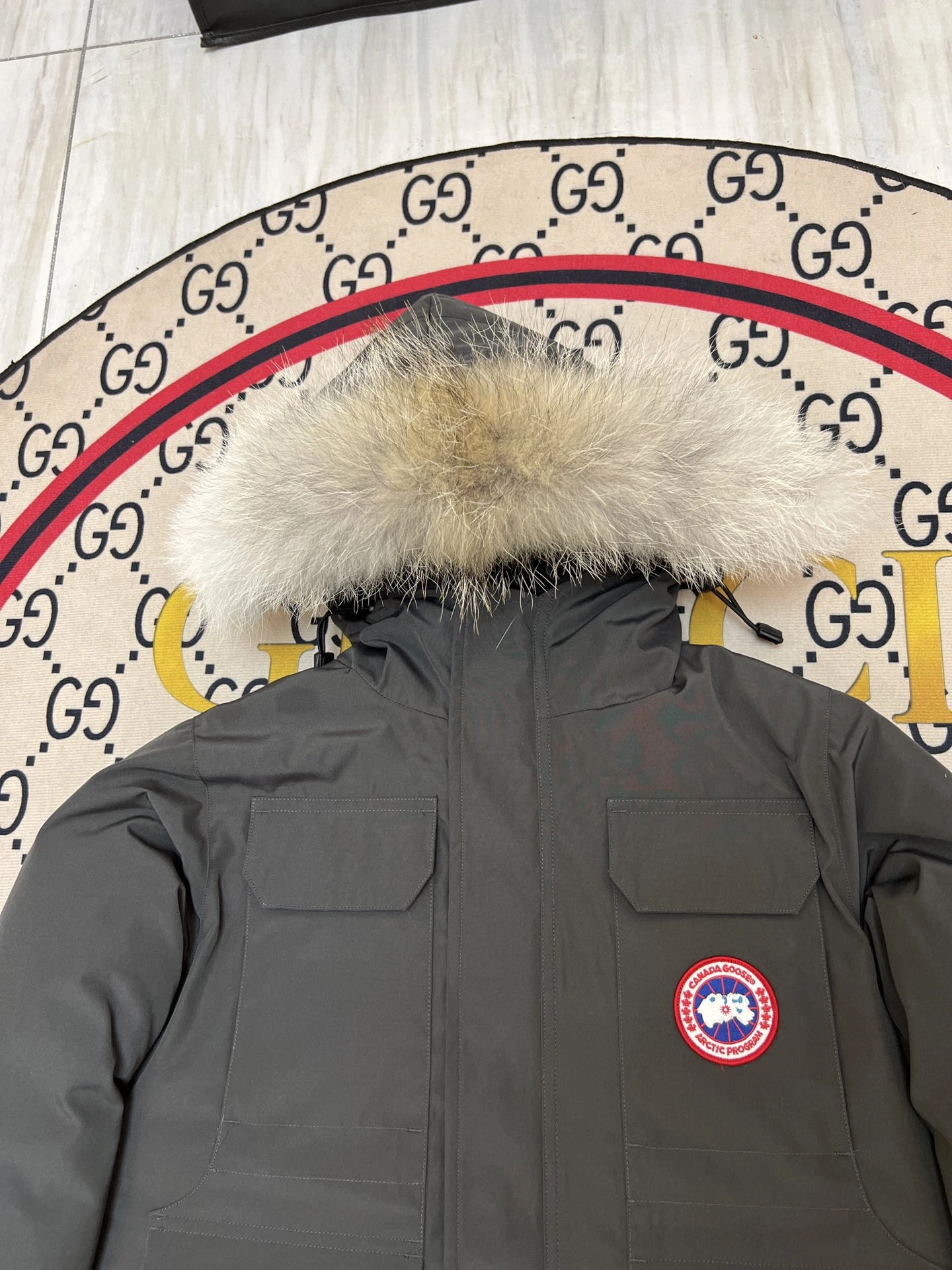 Brand-authenticated Canada Goose Down Jackets