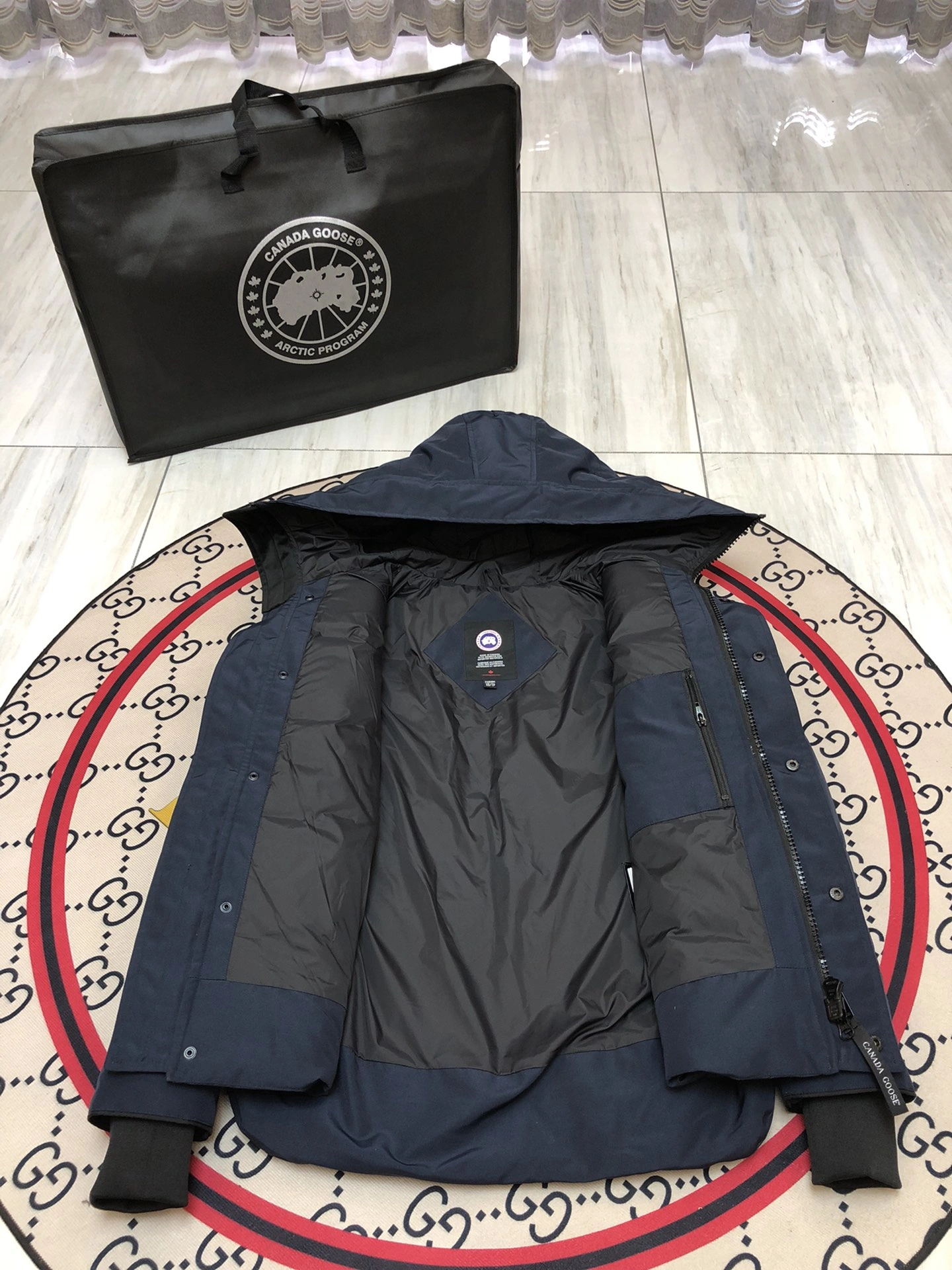 Indistinguishable Canada Goose Down Jackets