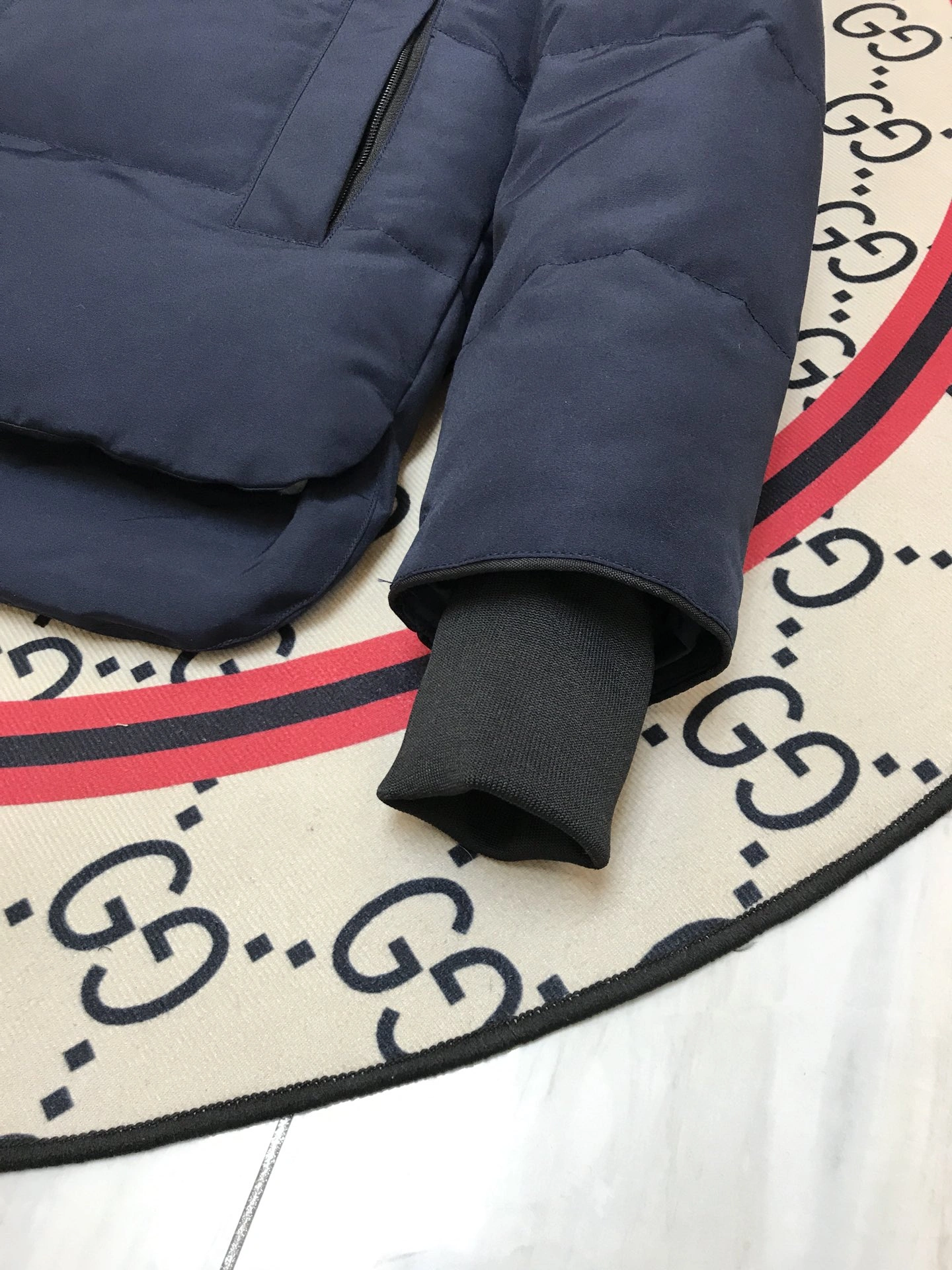 Indistinguishable Canada Goose Down Jackets