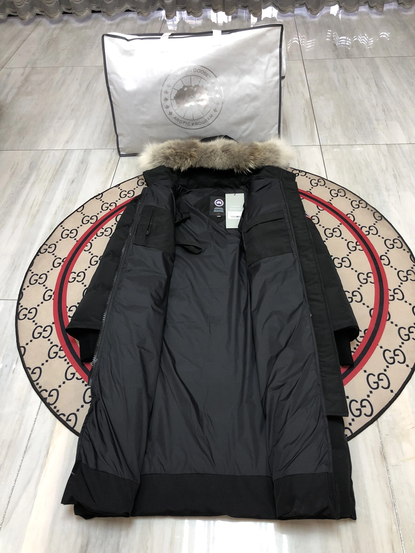Exact replica Canada Goose Down Jackets