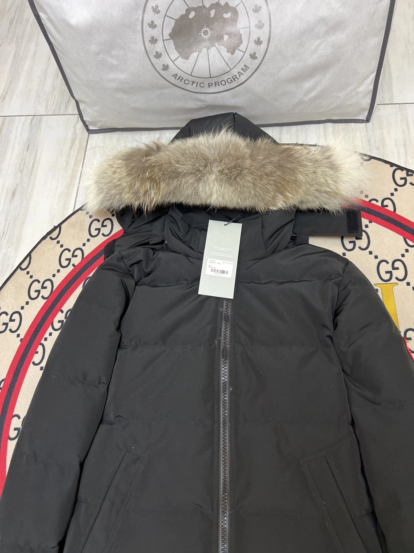 Exact replica Canada Goose Down Jackets