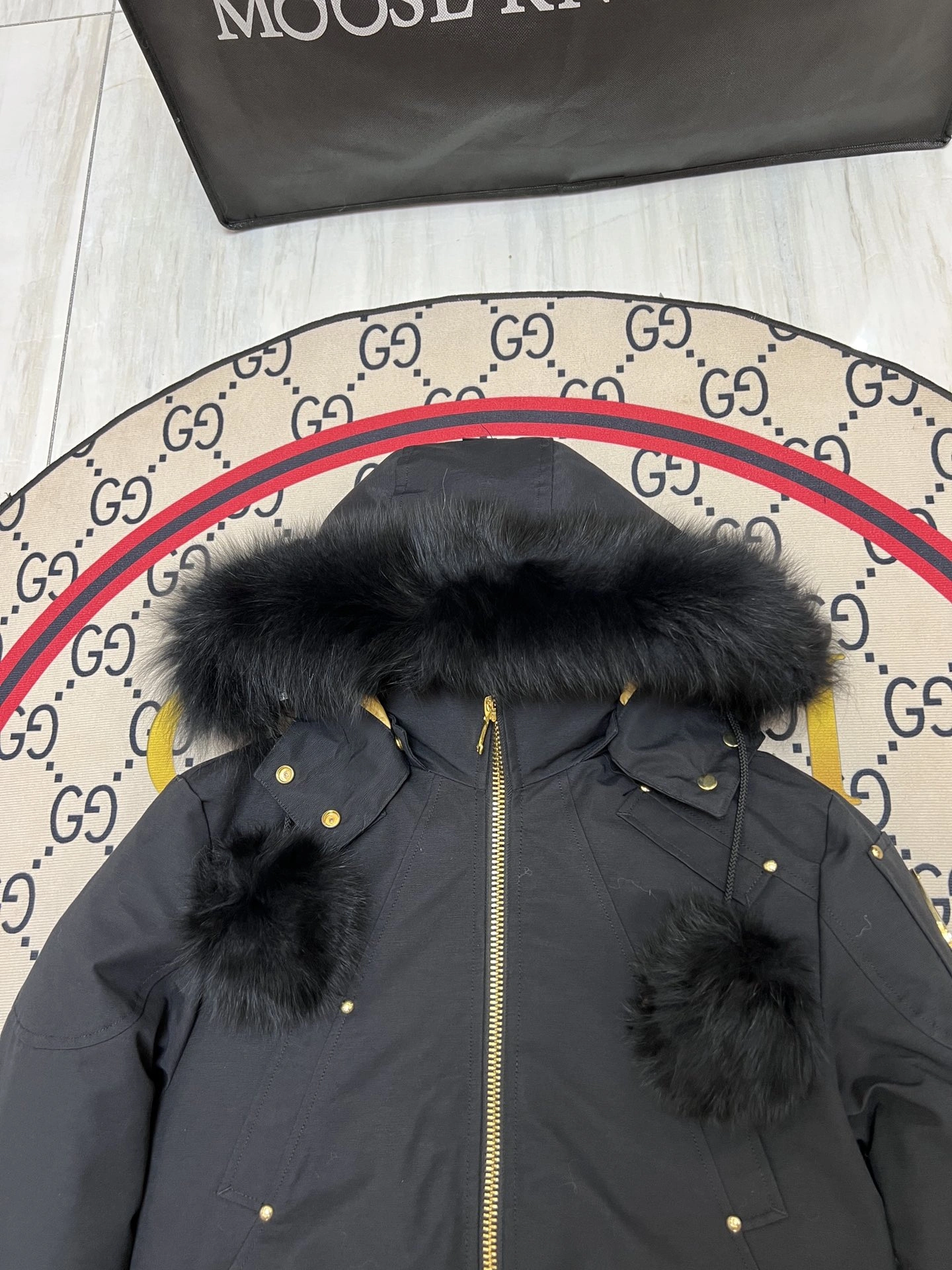Brand-authenticated Canada Goose Down Jackets