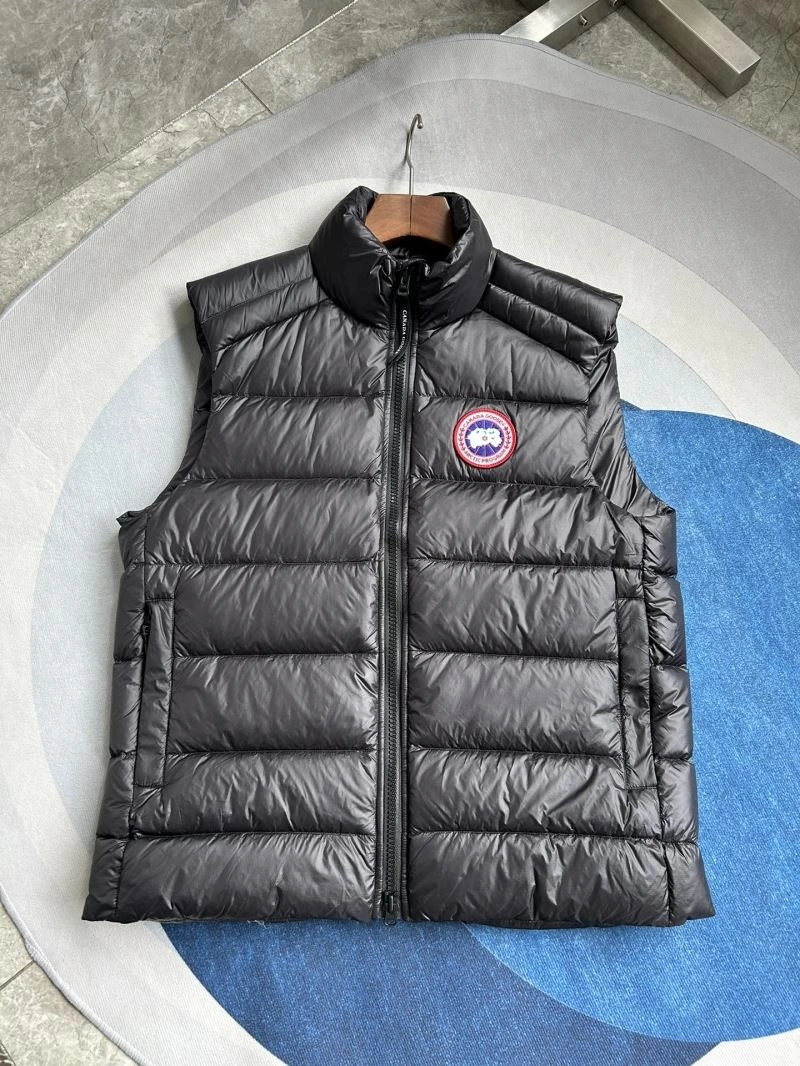 Indistinguishable Canada Goose Down Jackets