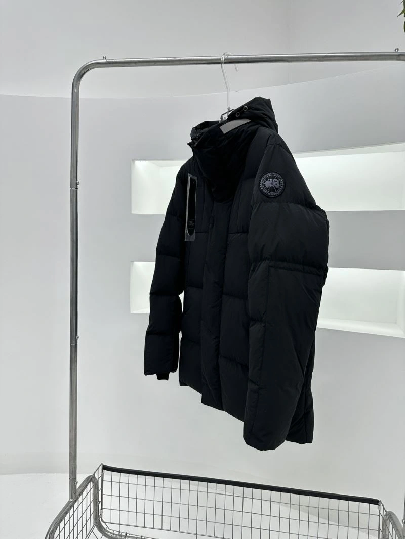 Exact replica Canada Goose Down Jackets
