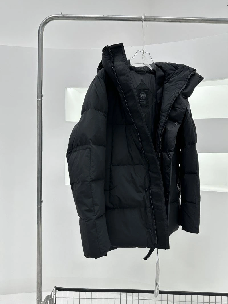 Exact replica Canada Goose Down Jackets