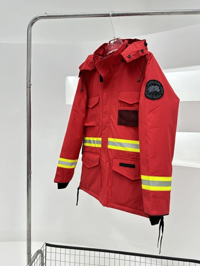 Indistinguishable Canada Goose Down Jackets