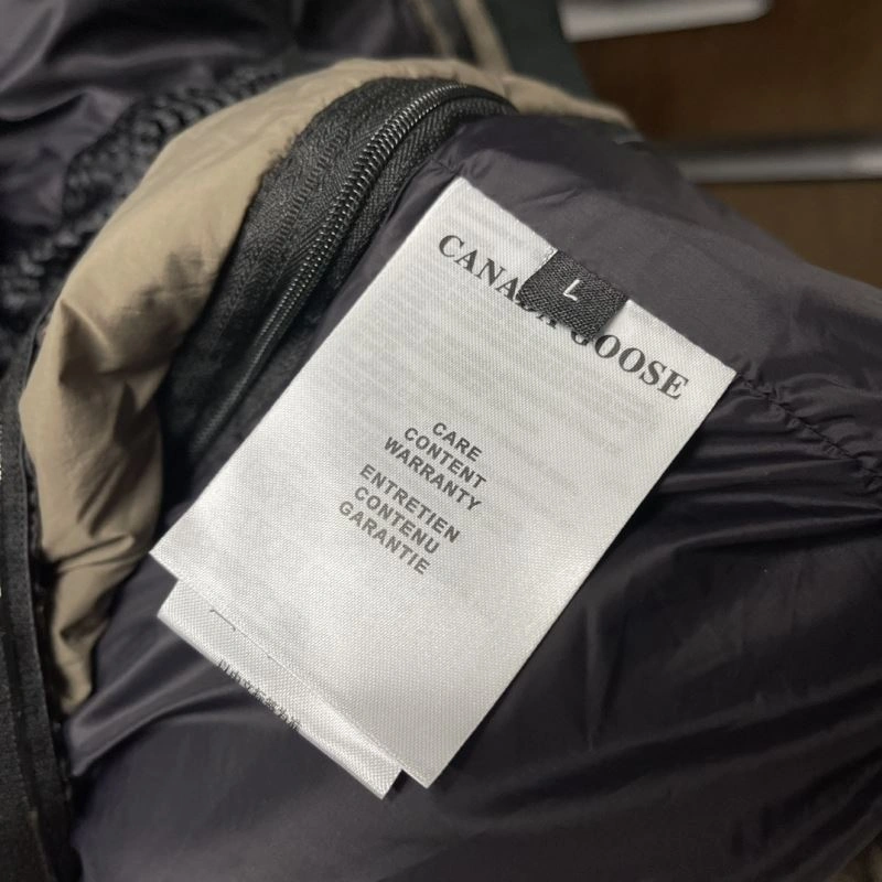 Brand-authenticated Canada Goose Down Jackets
