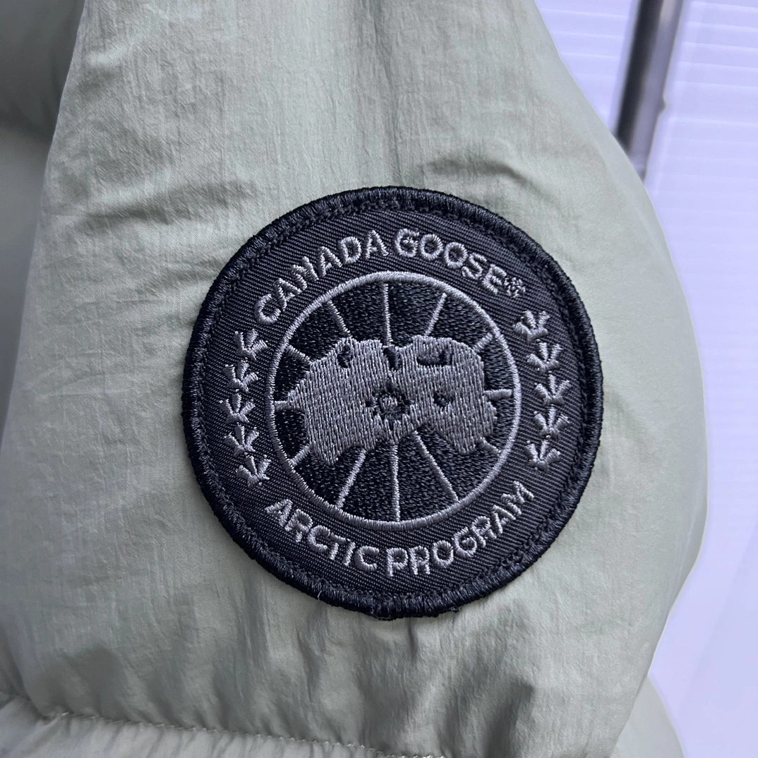 1:1 copy Canada Goose Down Jackets