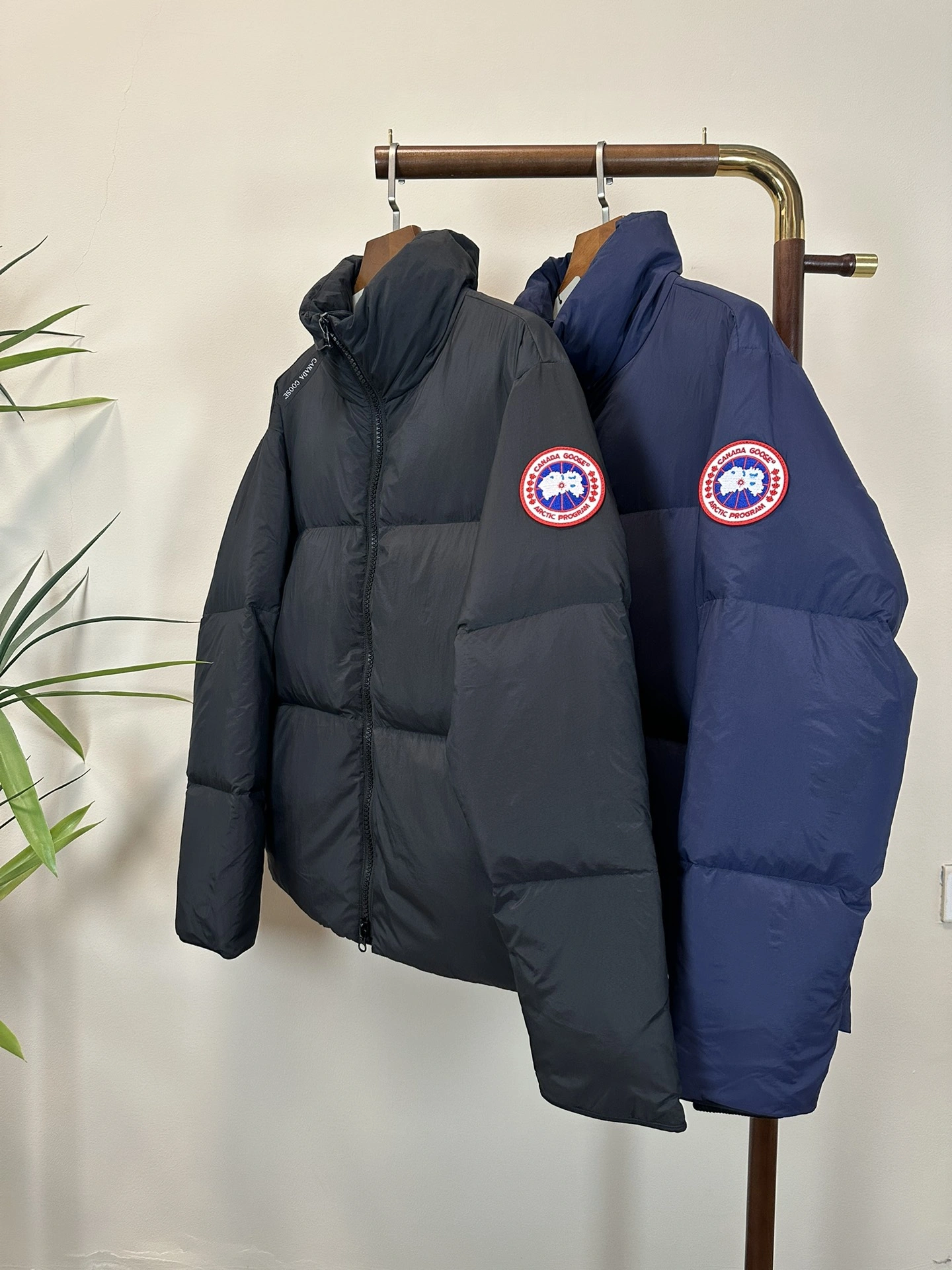 Brand-original Canada Goose Down Jackets
