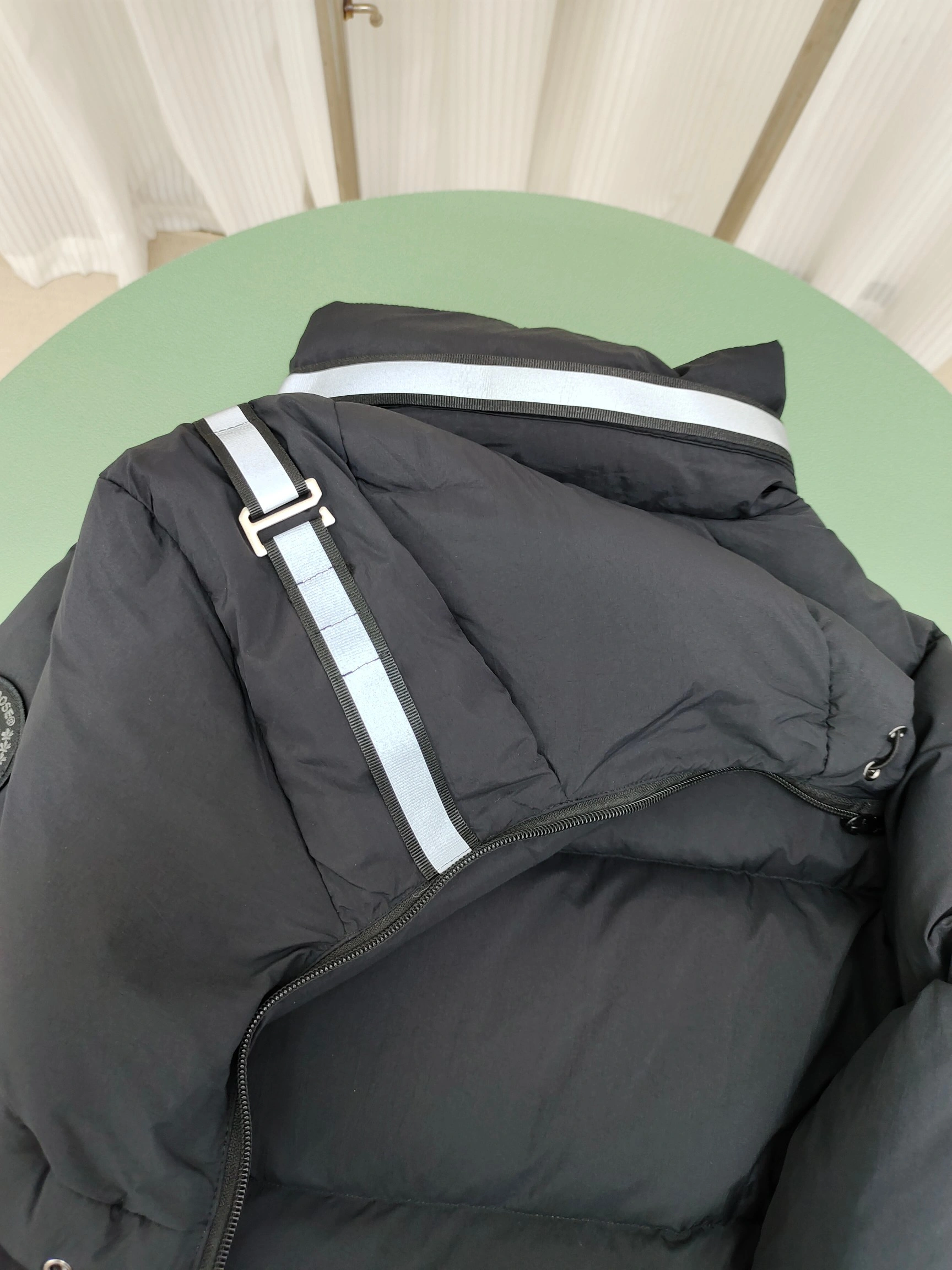 Inexpensive Canada Goose Down Jackets