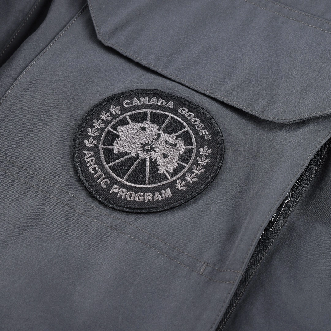 Exact replica Canada Goose Down Jackets