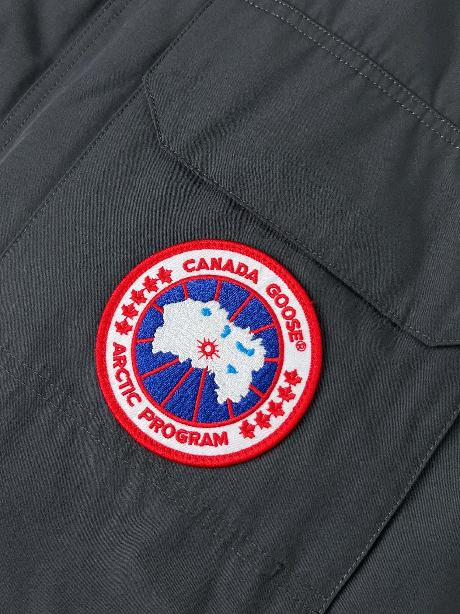 Exact replica Canada Goose Down Jackets