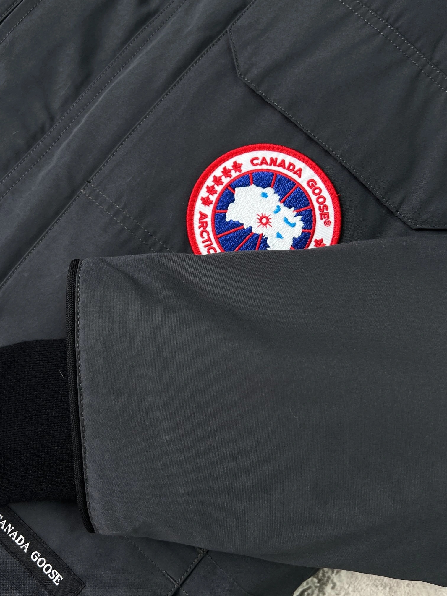 Exact replica Canada Goose Down Jackets