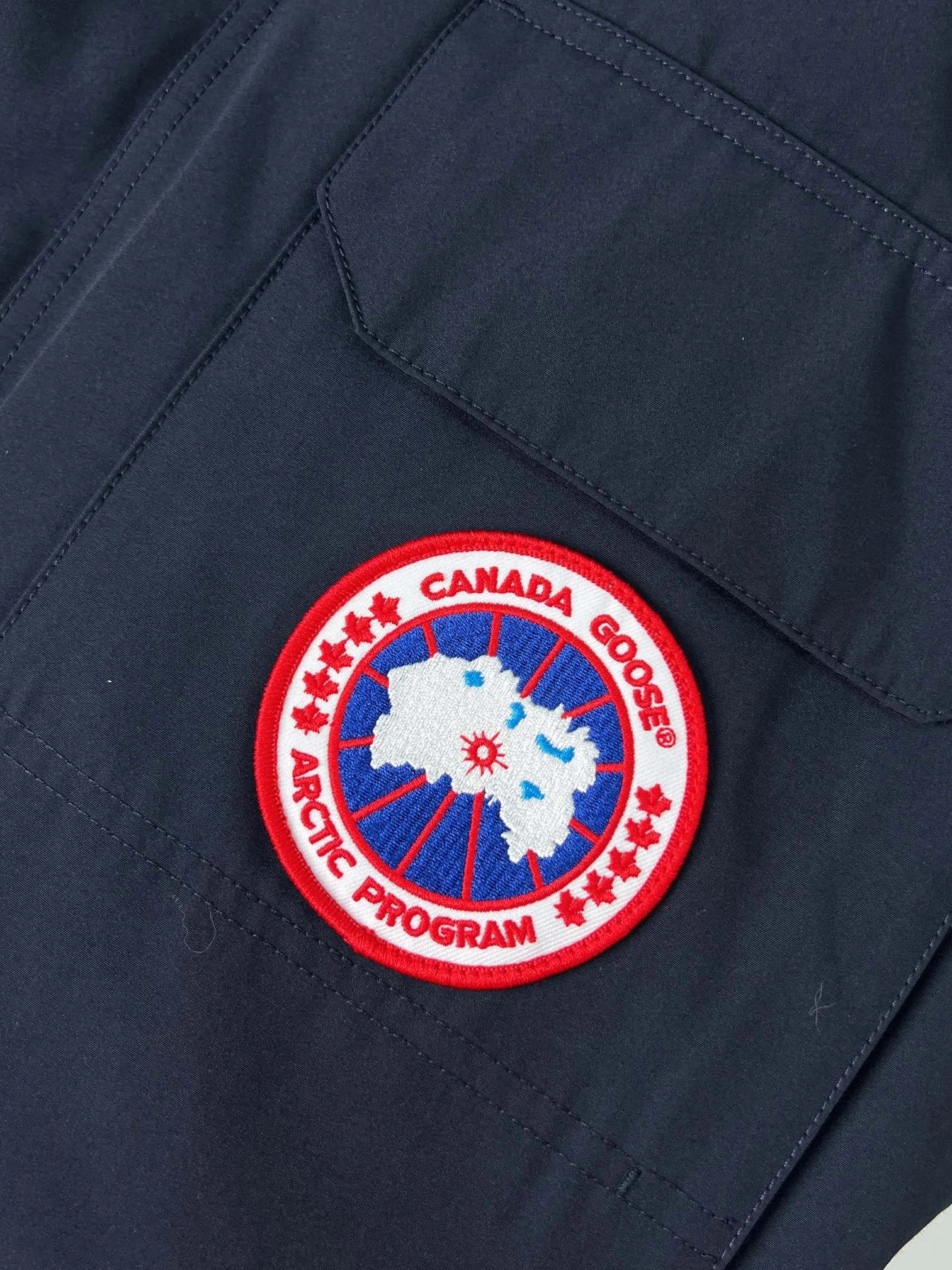 Accurate model Canada Goose Down Jackets