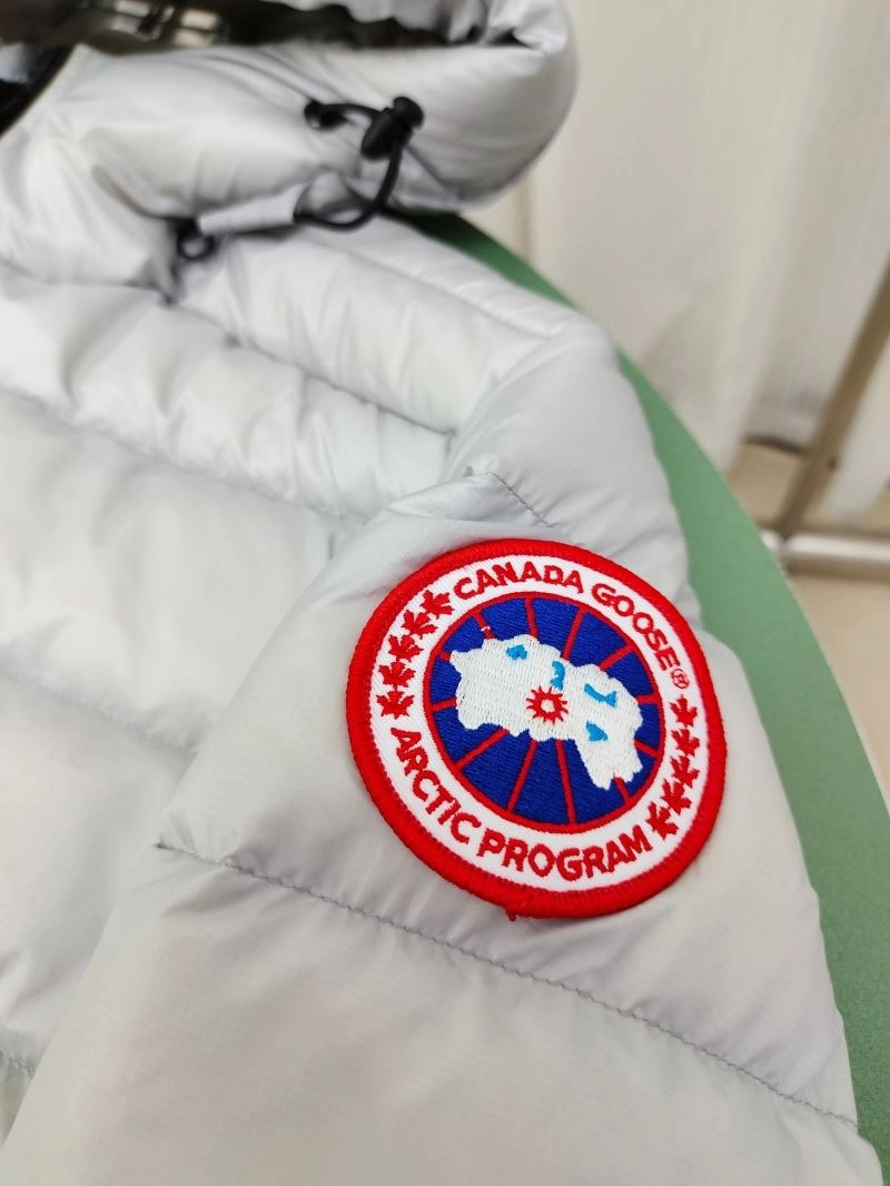 Exact replica Canada Goose Down Jackets