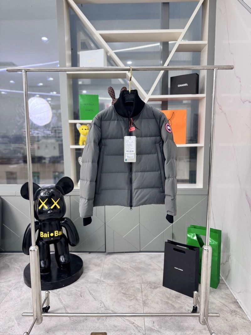 Exact replica Canada Goose Down Jackets