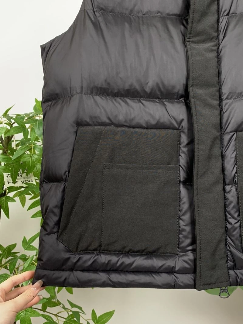 Inexpensive Canada Goose Down Jackets