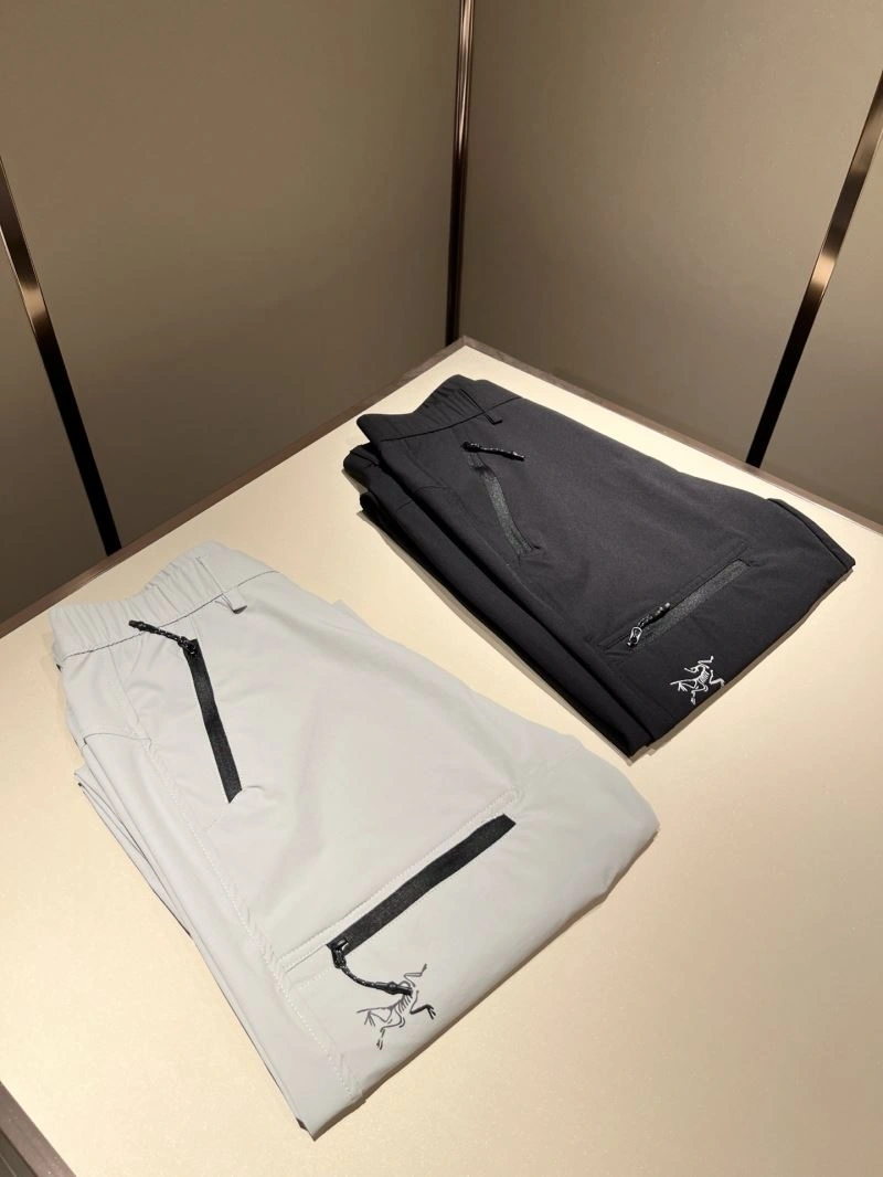 Canada Goose Long Pants