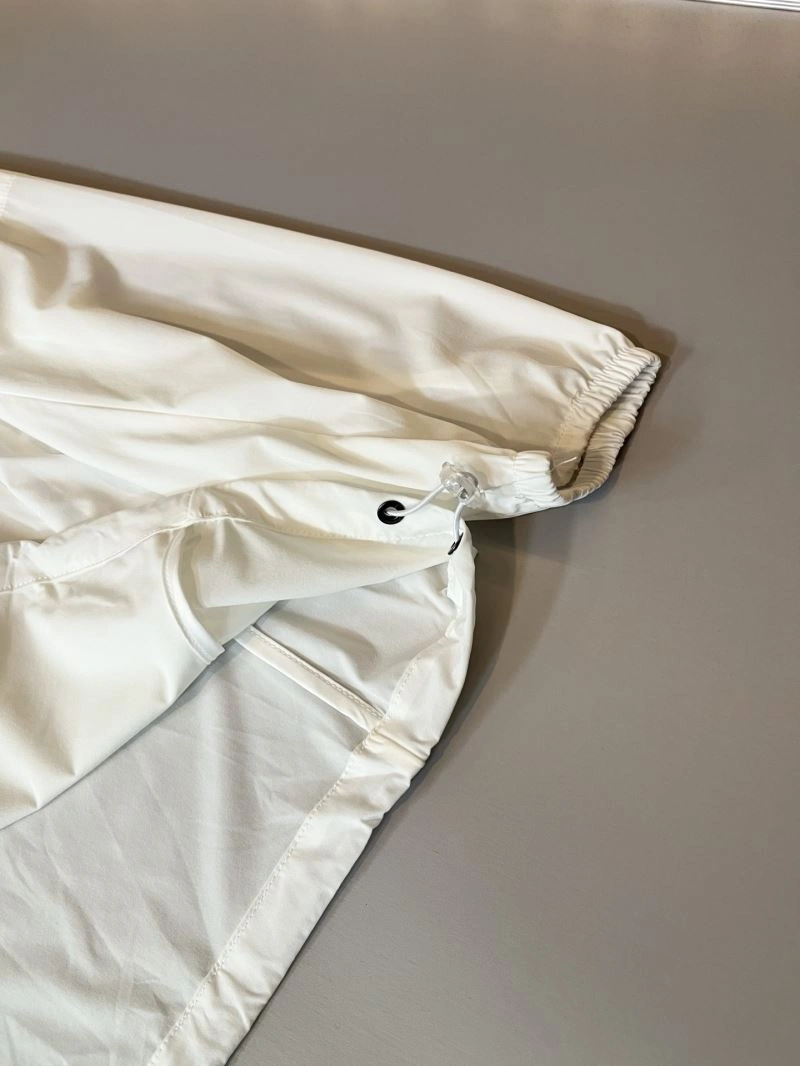 Official Canada Goose Sunscreen Jacket