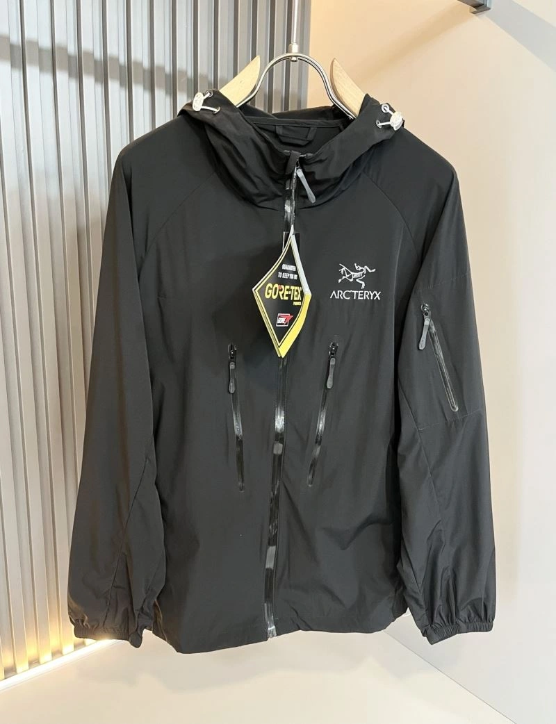 Legit Canada Goose Sunscreen Jacket