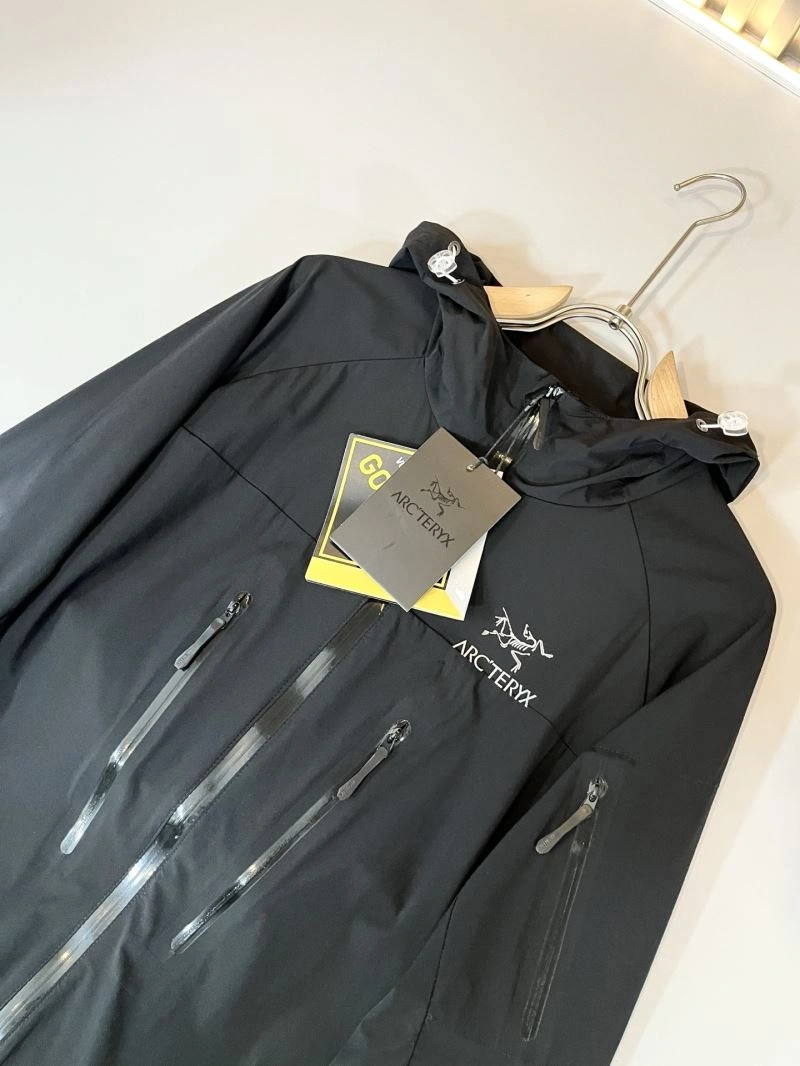 Legit Canada Goose Sunscreen Jacket