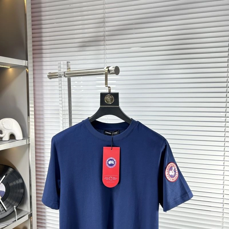 Exact replica Canada Goose T-Shirts