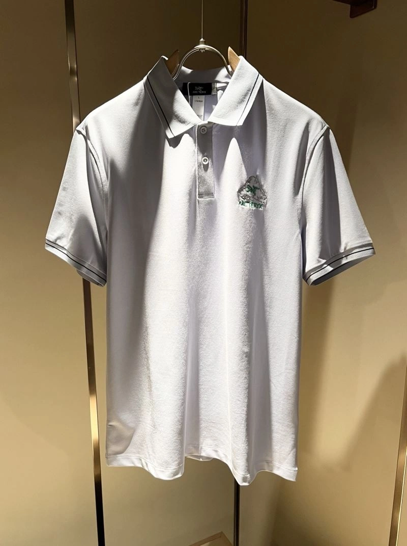Budget-friendly Canada Goose T-Shirts