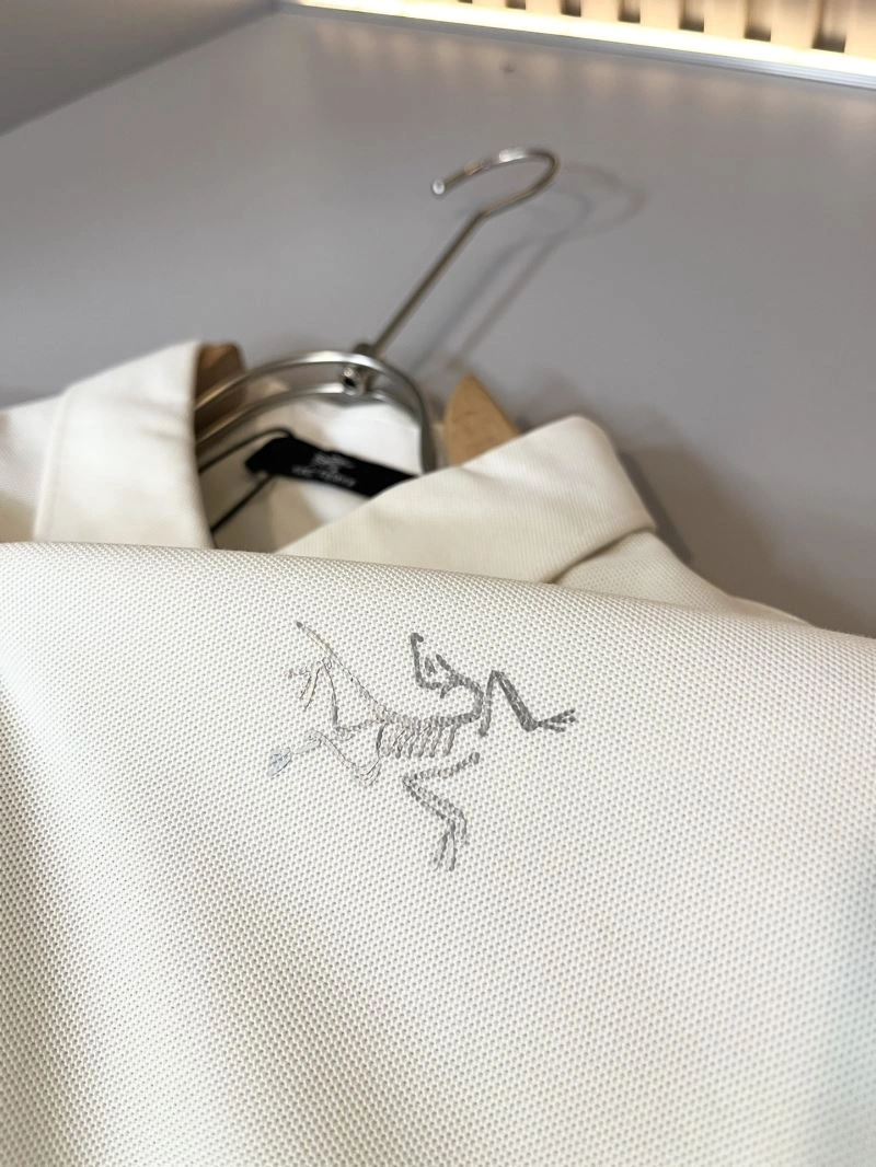 Economical Canada Goose T-Shirts