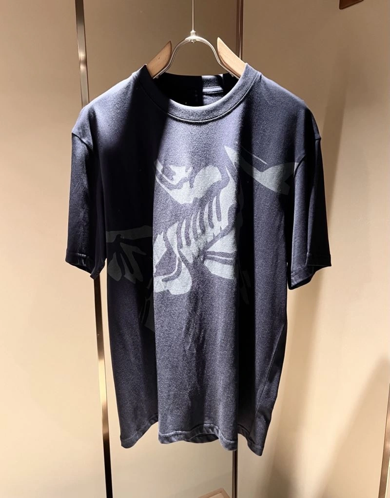 Canada Goose T-Shirts