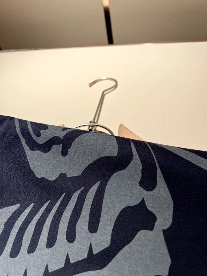 Brand-authenticated Canada Goose T-Shirts