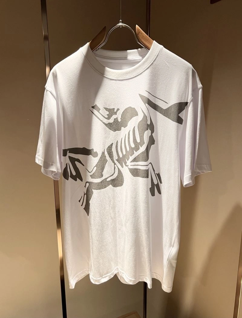 Original Canada Goose T-Shirts