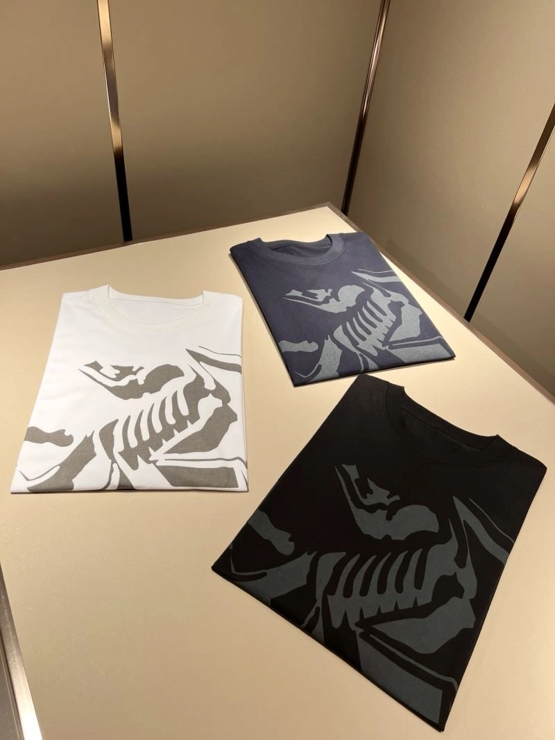 Canada Goose T-Shirts